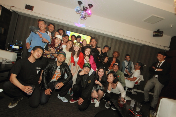 Mitch Abshere来日ツアーDAY1 | MAKAVELIC COSMIC DAYS Launching Party | カラーズマガジン