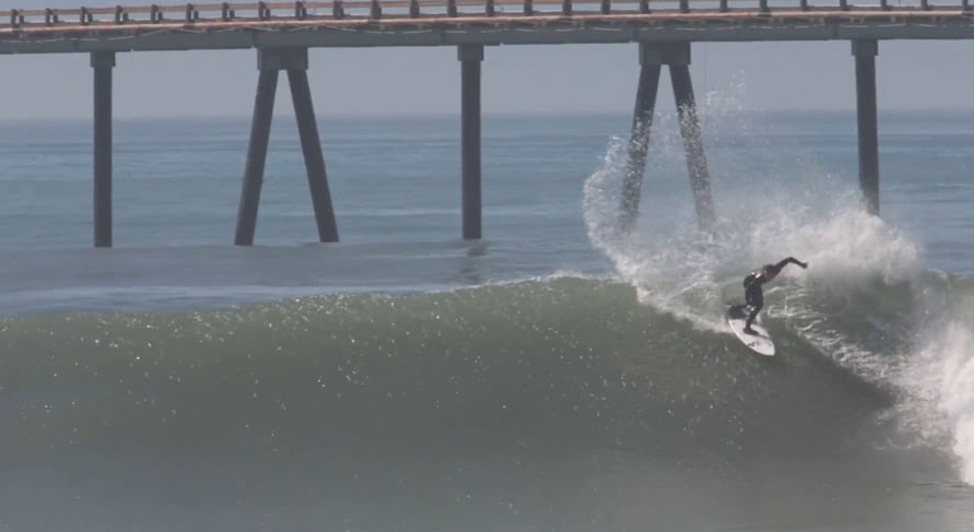 【必見動画】いまだ健在！ Kalani Robbと並ぶ90年代のサーフムービースターTim Curran最新クリップ | サーフィンニュース BCM