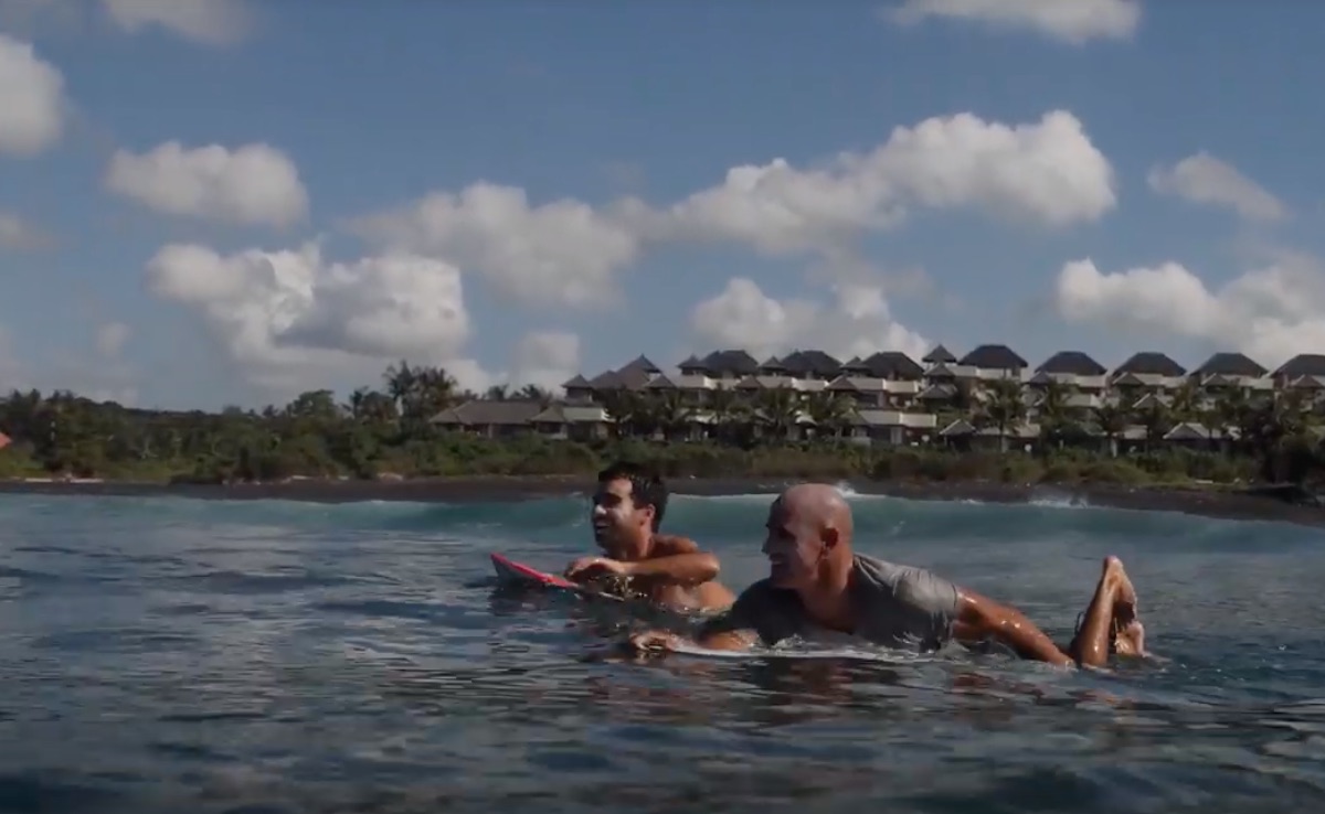 【必見動画】Kelly Slater、Mason&Coco Hoた... | サーフィンニュース BCM