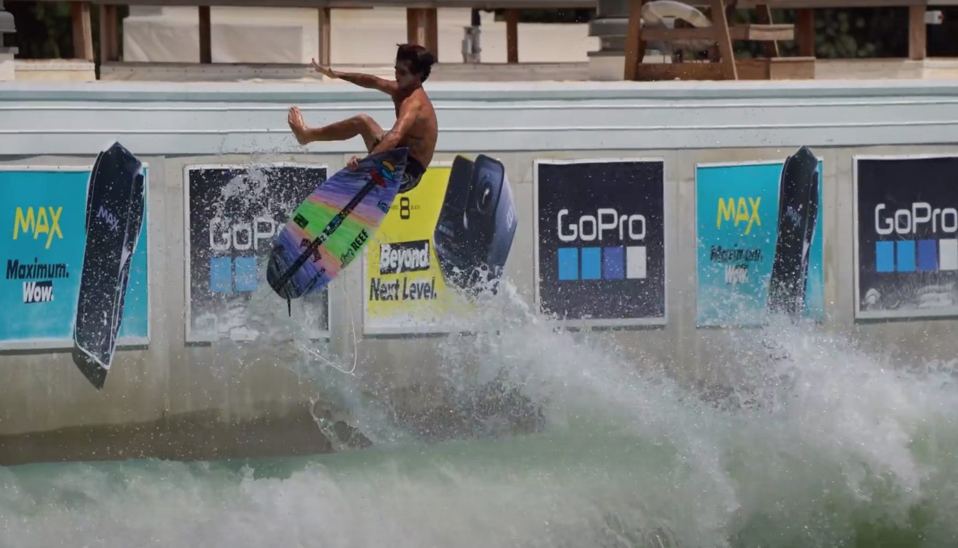 【ネクストレベル杉る！！】異次元エアの連発！！ Mason Ho、Clay Marzo、Josh & Seth Monizほか世界のトップエア ...